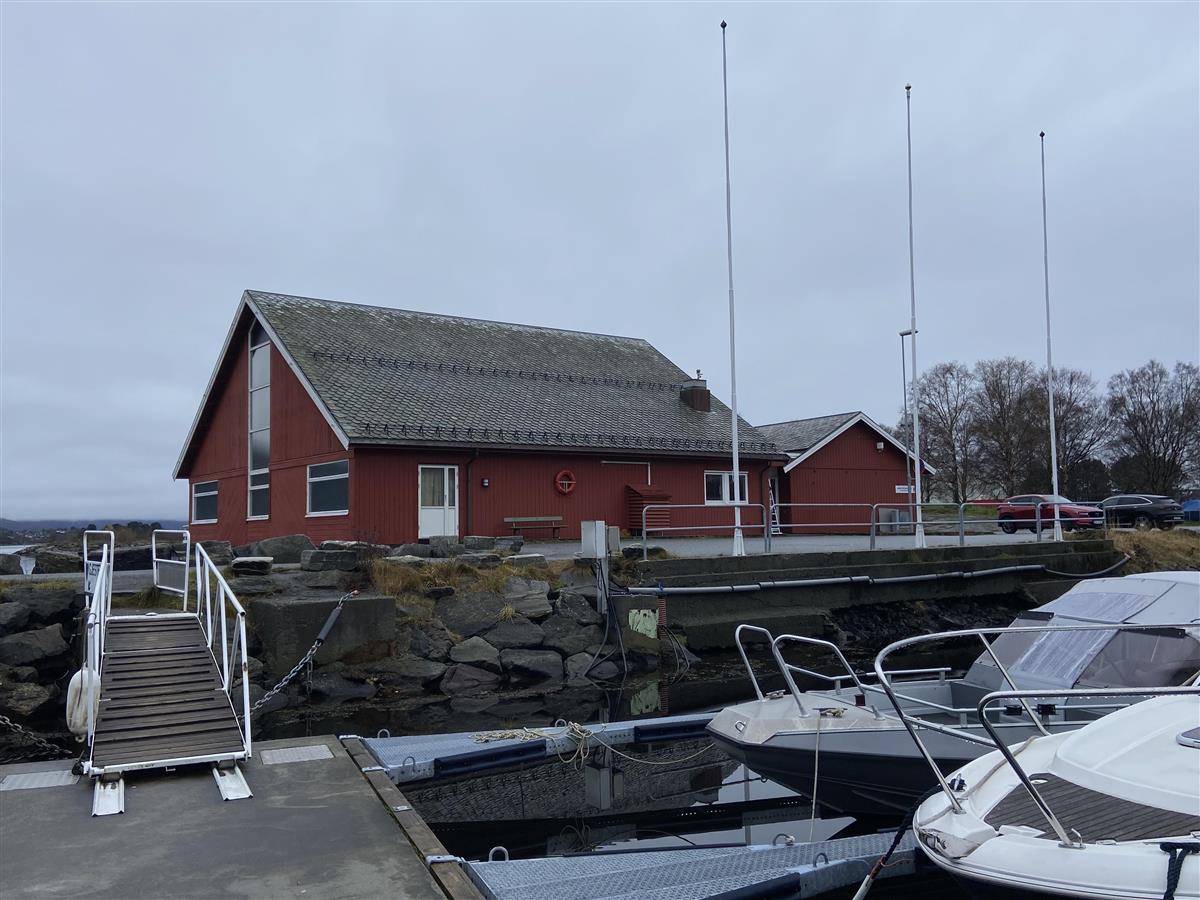 Aktivitetshuset på Vikholmen - eit hus for folket! - Ulstein kommune